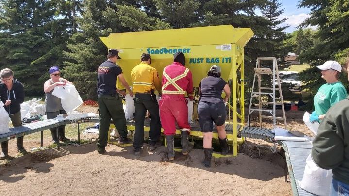 Saskatchewan wildfire crews focus on flood fight and coronavirus during ...