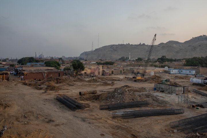 Critics condemn Egyptian highway project through pyramid plateau ...