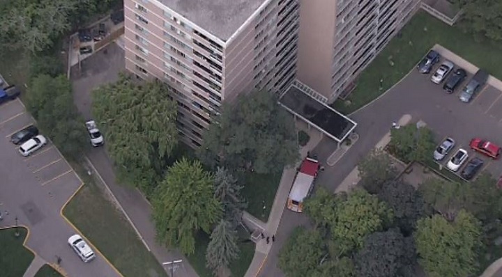 Man dead after falling from balcony of North York apartment on fire ...