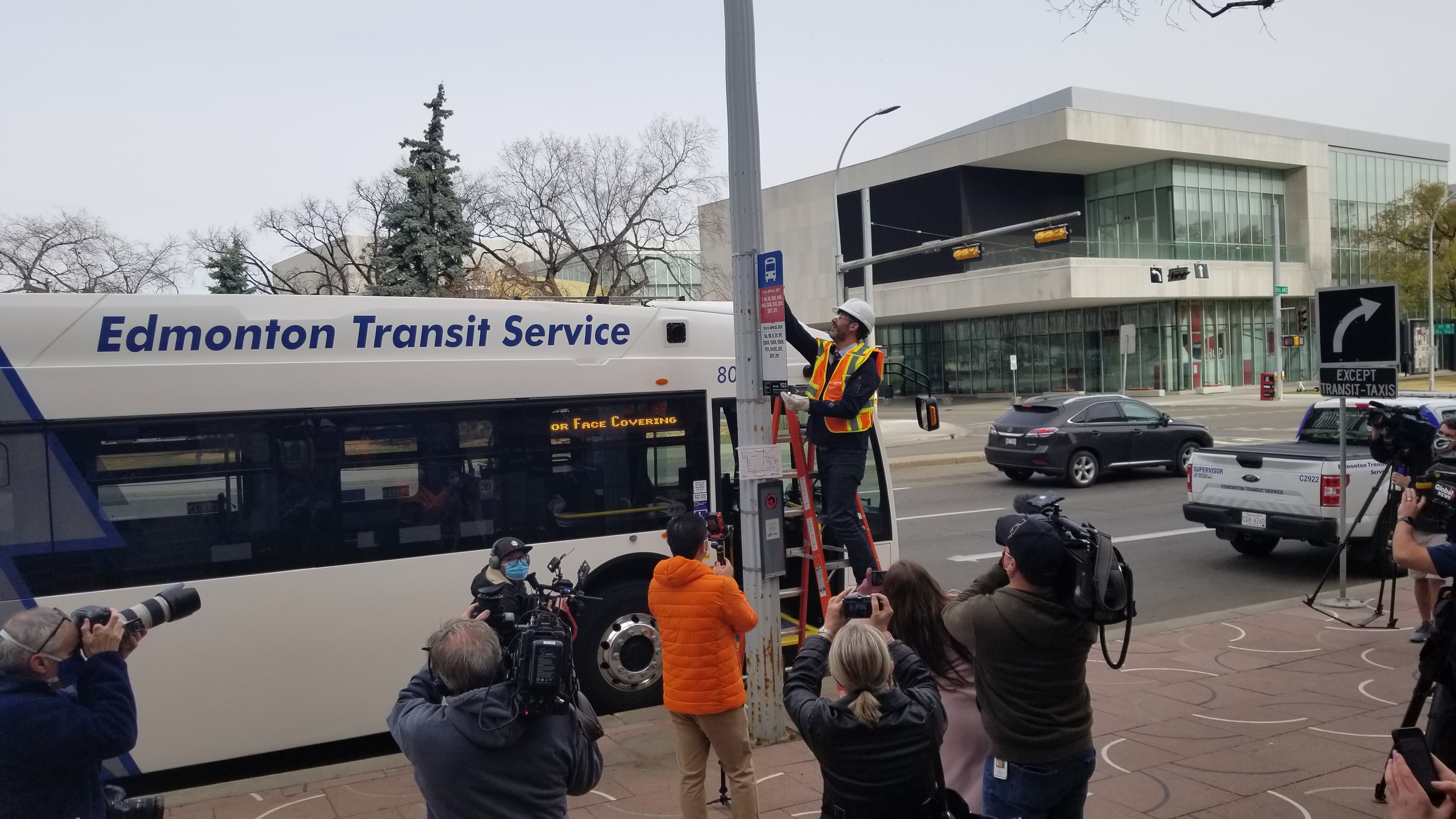 New bus stop signs to appear on Edmonton streets ahead of 2021 network ...