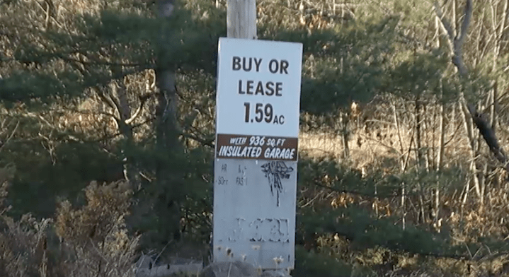 Peterborough County council approves bylaw for roadside advertising ...