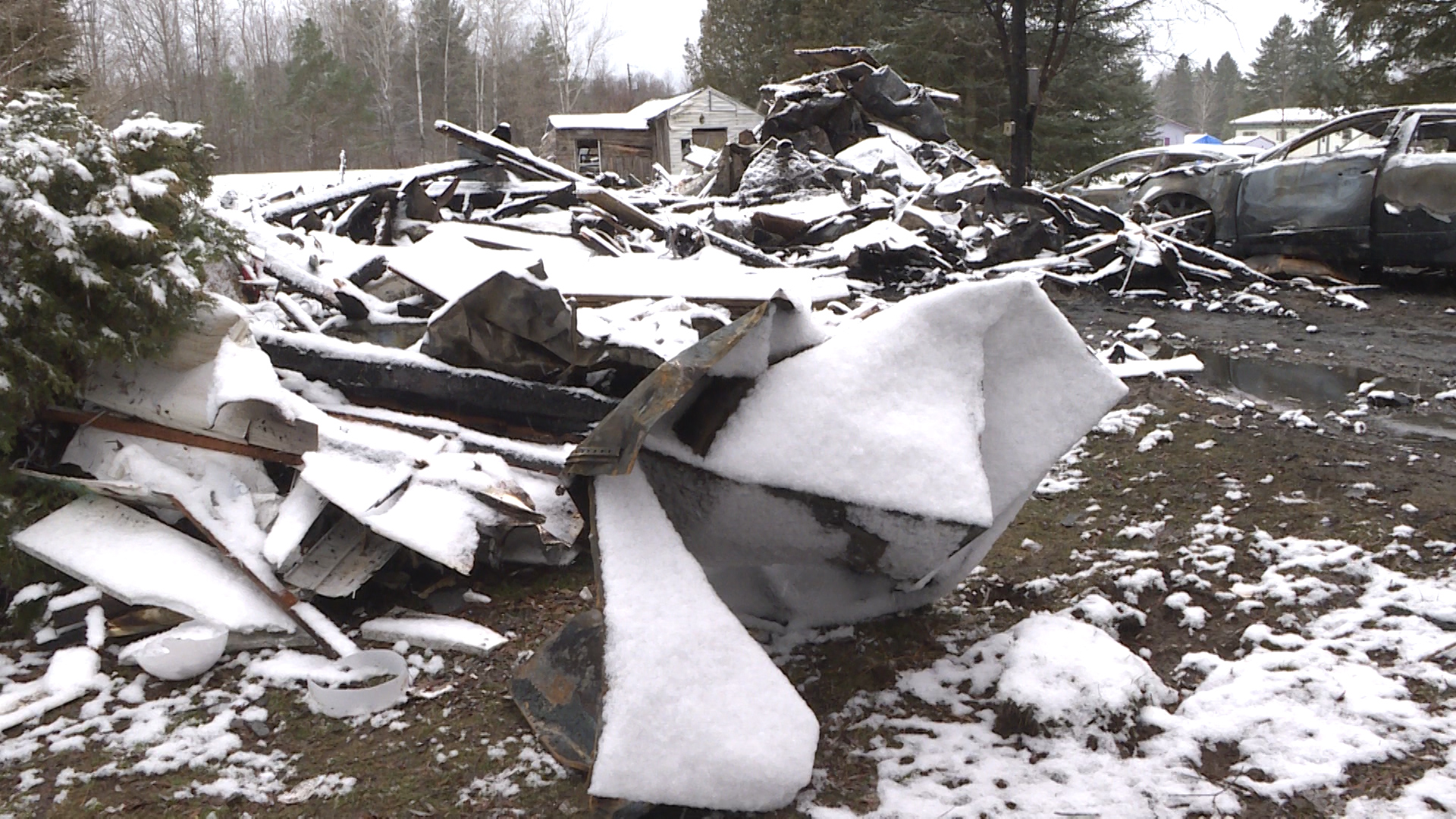 Fire in village of Elgin, Ont., leaves family homeless: ‘We don’t know ...