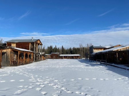 Authentic western frontier town in central Alberta for sale | Globalnews.ca