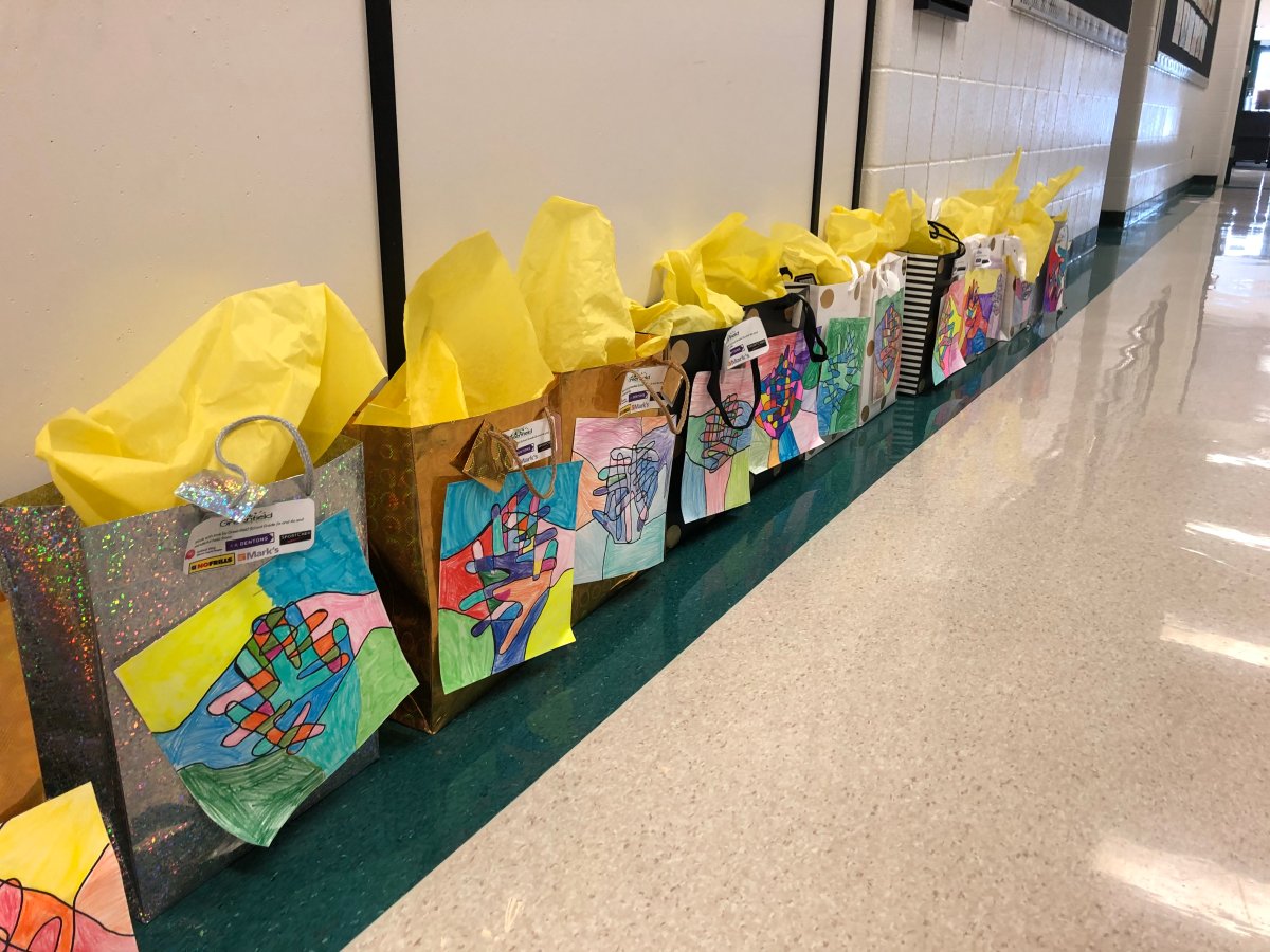 Elementary students create welcome packages for people in transitional ...