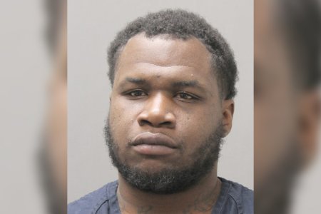 Two sanitation workers hailed for saving girl, 10, during Amber Alert ...