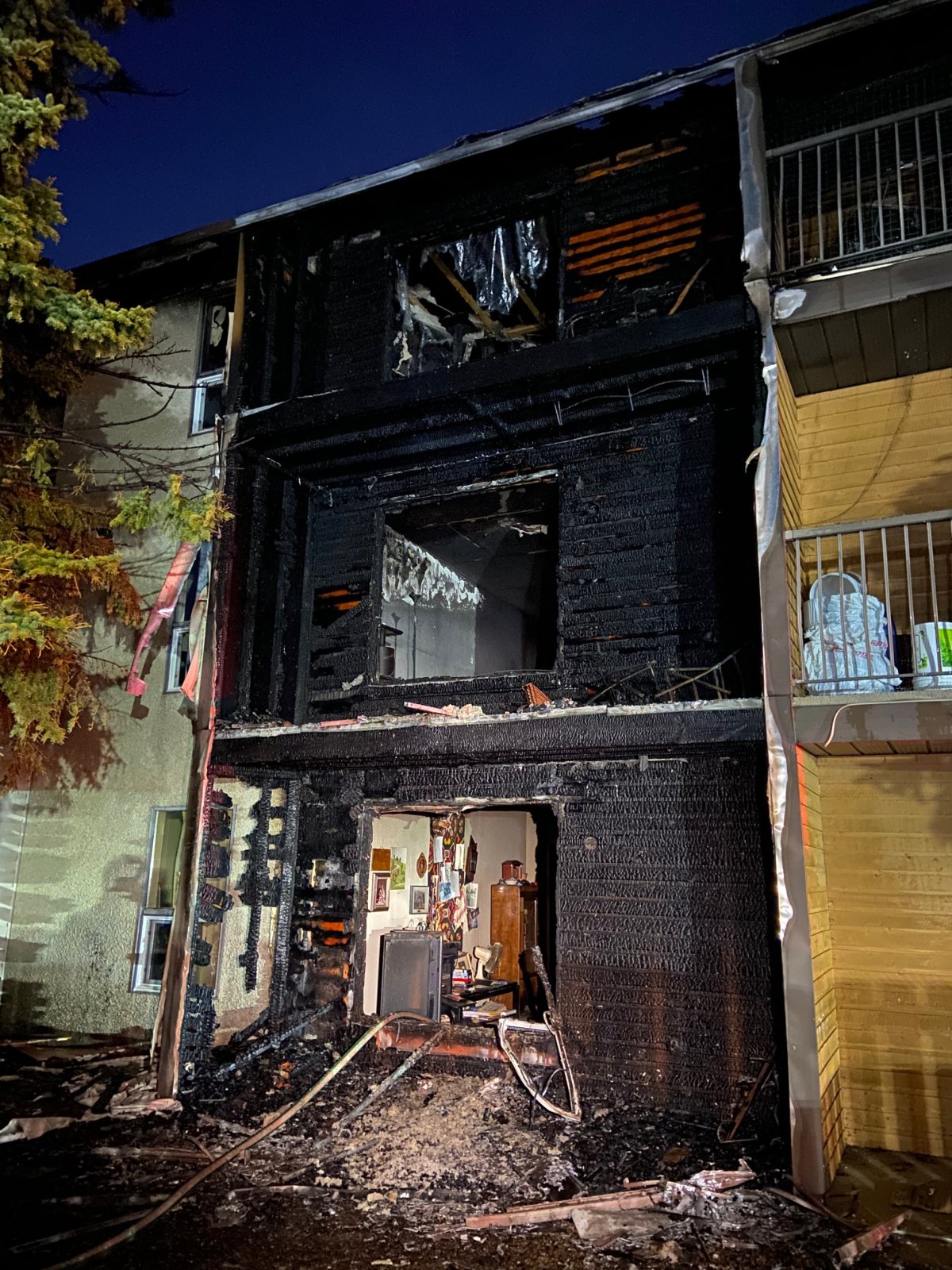 Apartment suites extensively damaged in northeast Edmonton fire ...