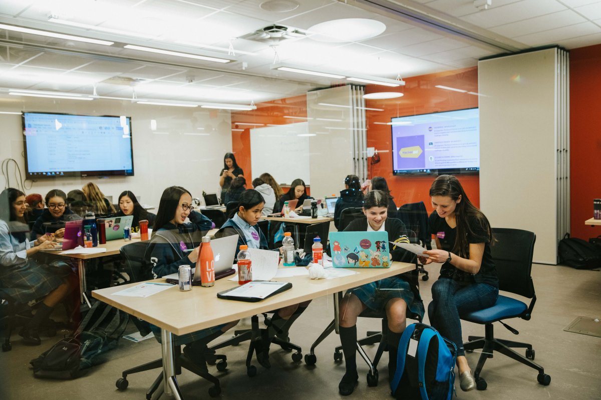 Hackergal extends to Western Canada, encourages girls to explore coding ...