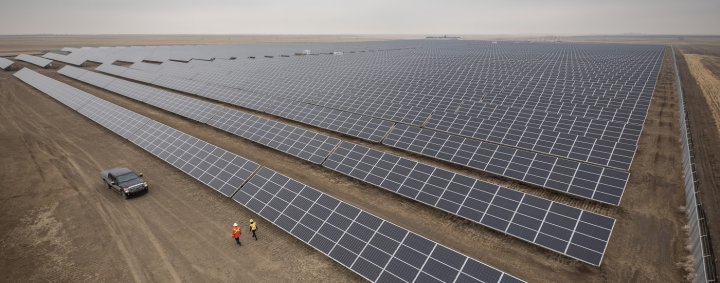 Enbridge opens 10.5-megawatt solar facility near Burdett, Alberta ...
