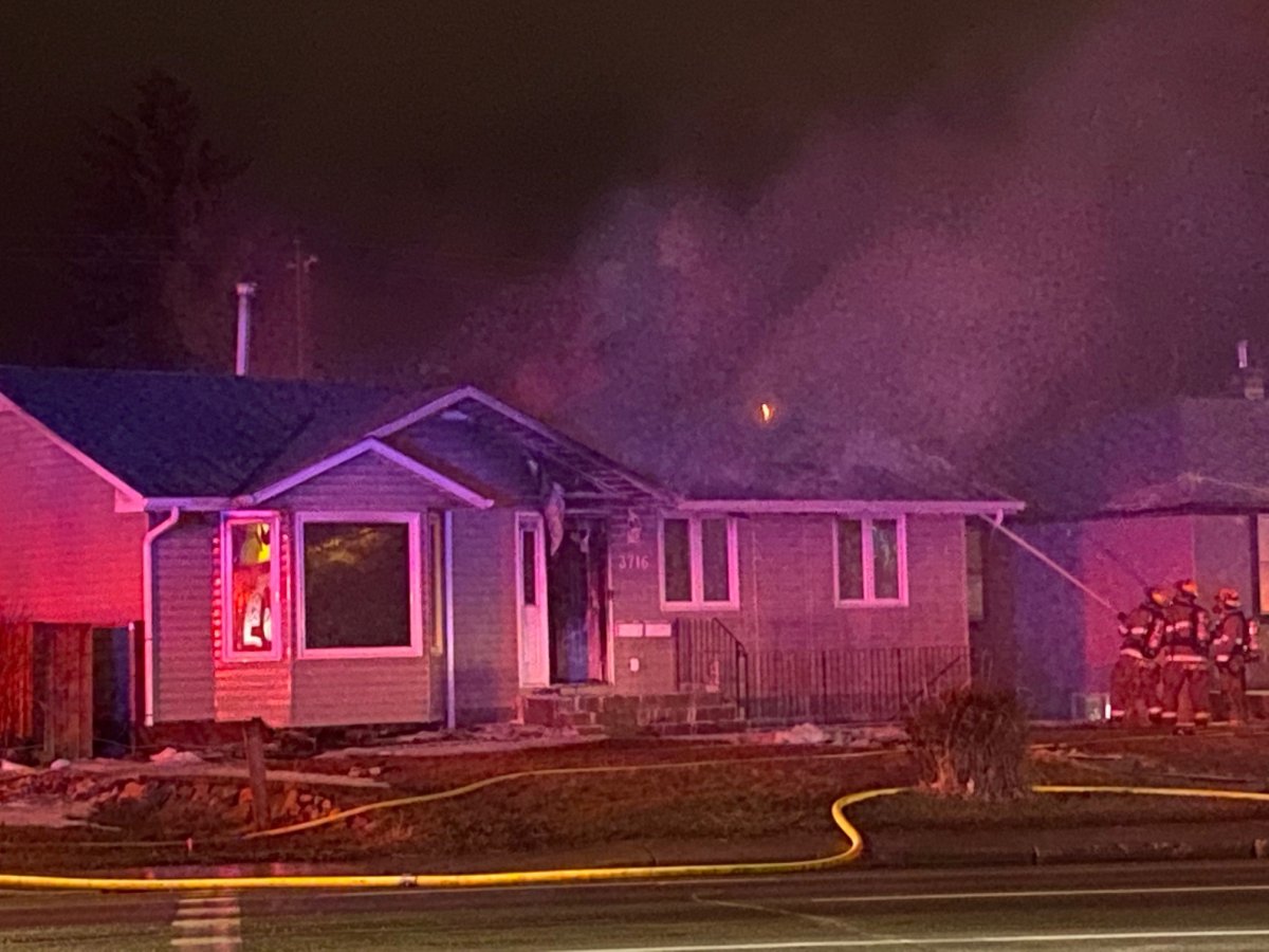 Wind-stoked fire severely damages southwest Calgary home - Calgary ...