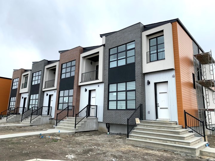 Edmonton tackles 268 projects this construction season including LRT ...