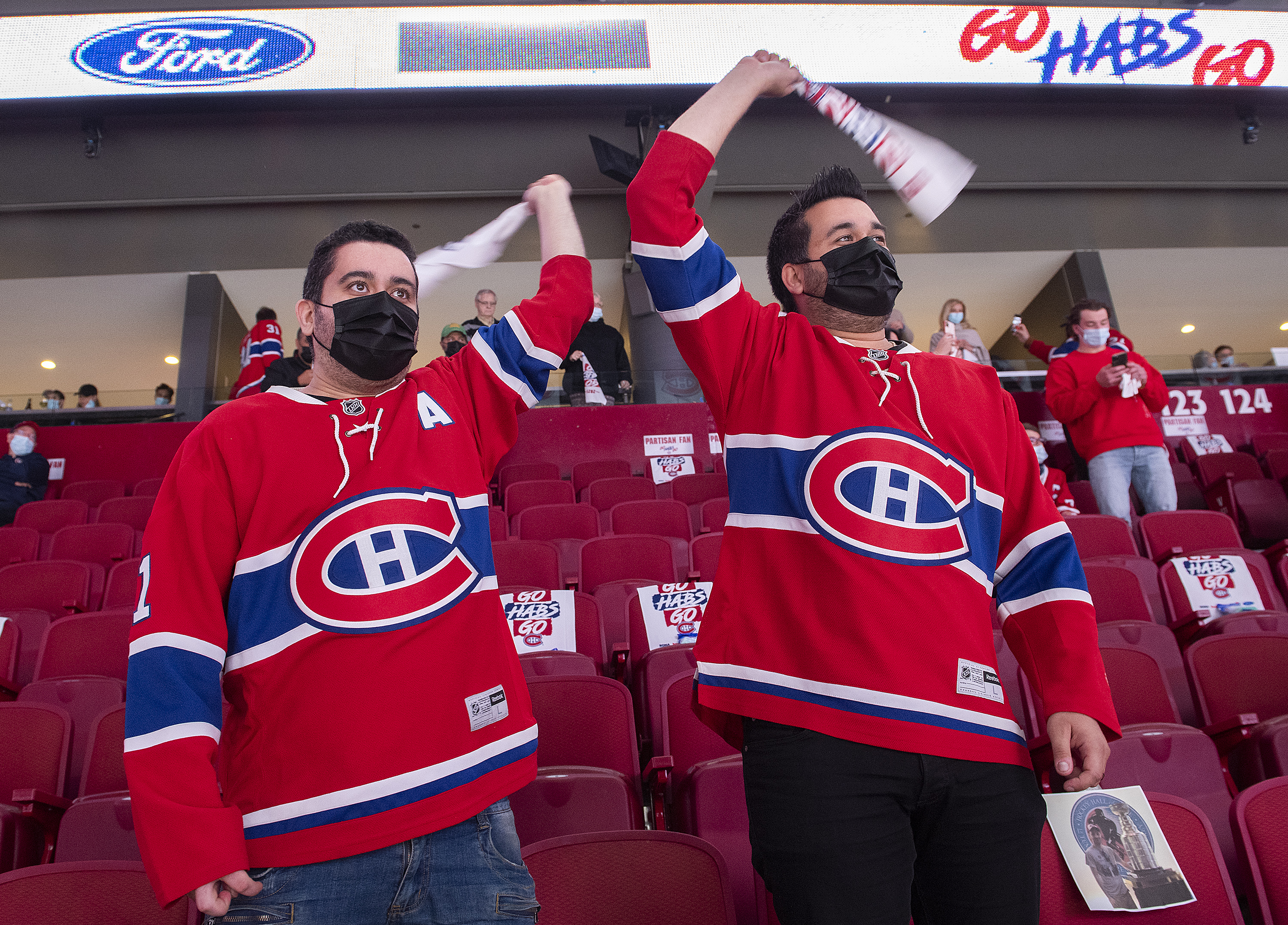 Canadiens game 6 win accentuates joy of reopening in Montreal ...
