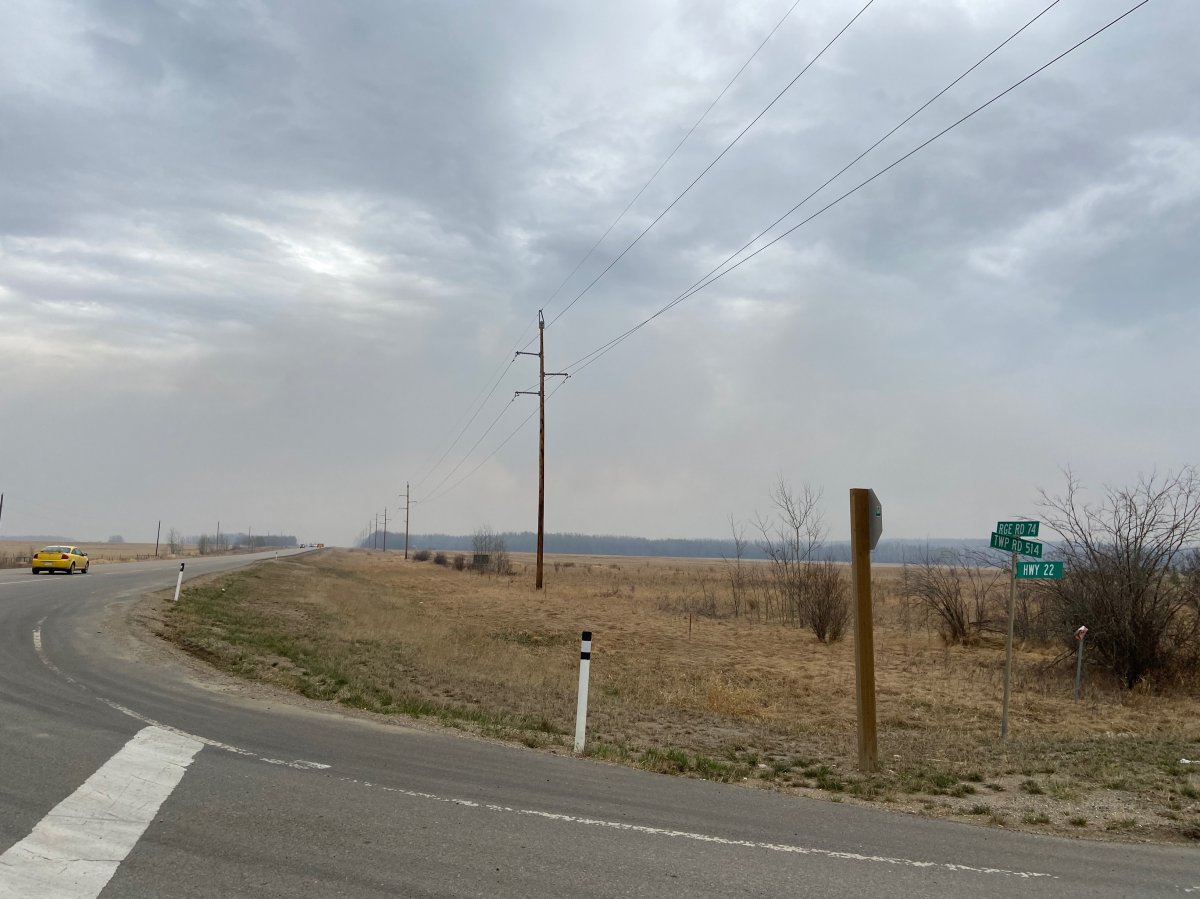 Parkland County wildfire grows beyond 2,200 hectares as evacuation ...
