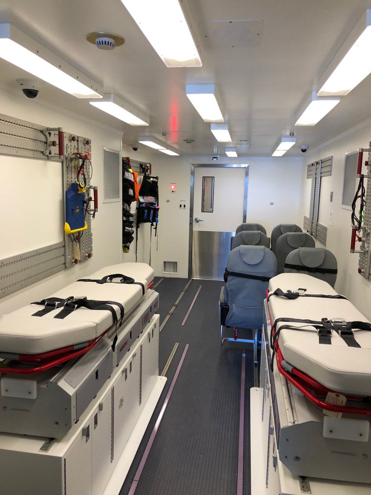 Medically equipped Hercules plane to transport Manitoba ICU patients to ...