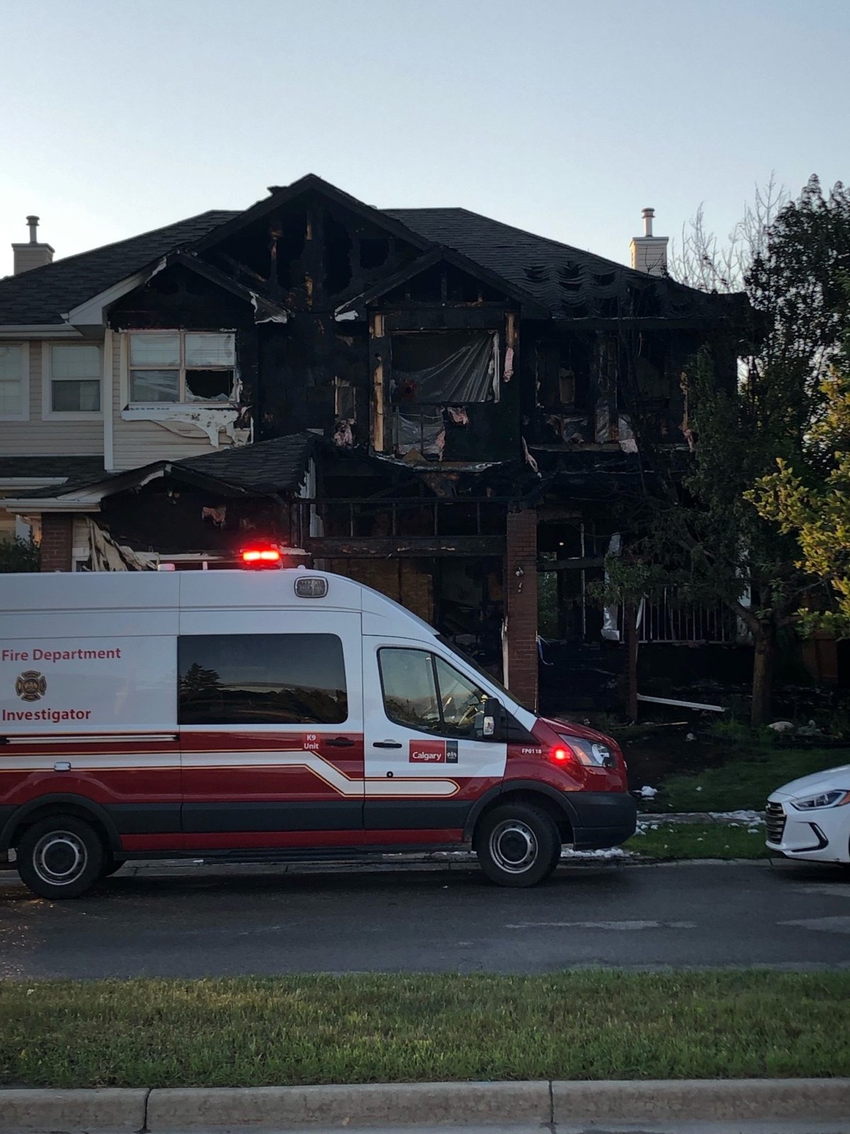 5 people displaced after 2-alarm fire in southeast Calgary - Calgary ...