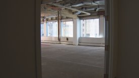 Edmonton Krazy Binz store draws hundreds of bargain shoppers: ‘It was ...