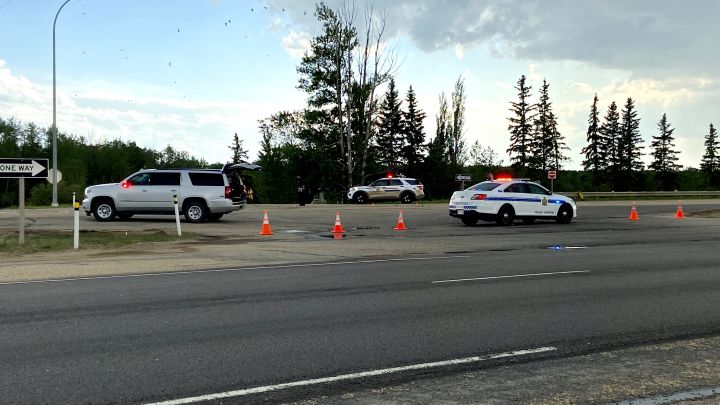 Fatal crash partially shuts down Yellowhead Highway east of Sherwood ...