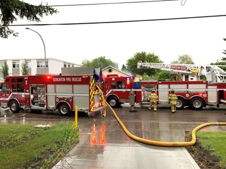 Edmonton fire crews battle heavy smoke, flames in house fire - Edmonton ...