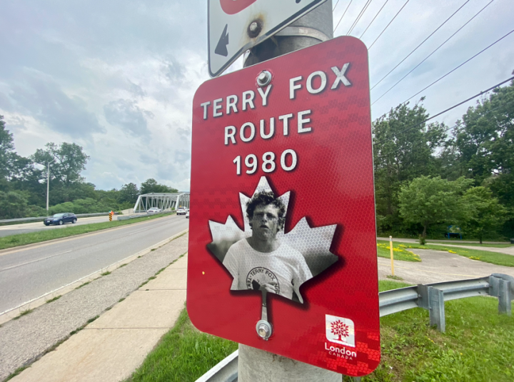 London unveils plaque for 40th anniversary of Terry Fox’s Marathon of ...