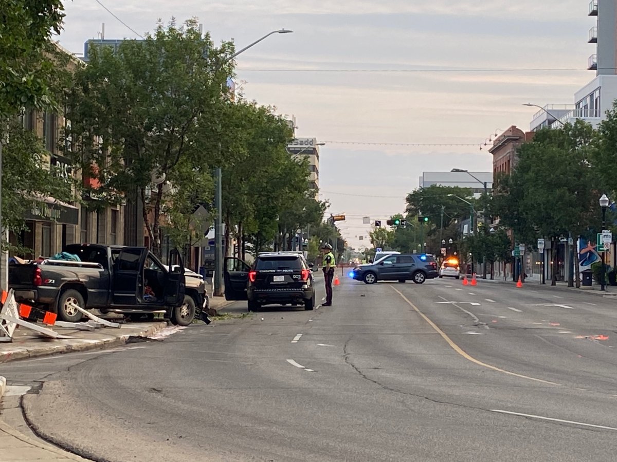 ASIRT to investigate Edmonton police chase that ended with crash on ...