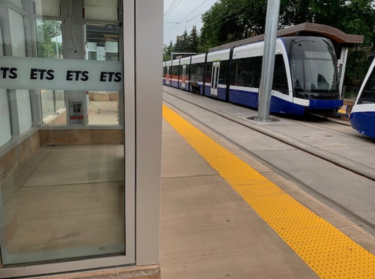 Valley Line LRT begins train testing in Edmonton’s Strathearn area ...