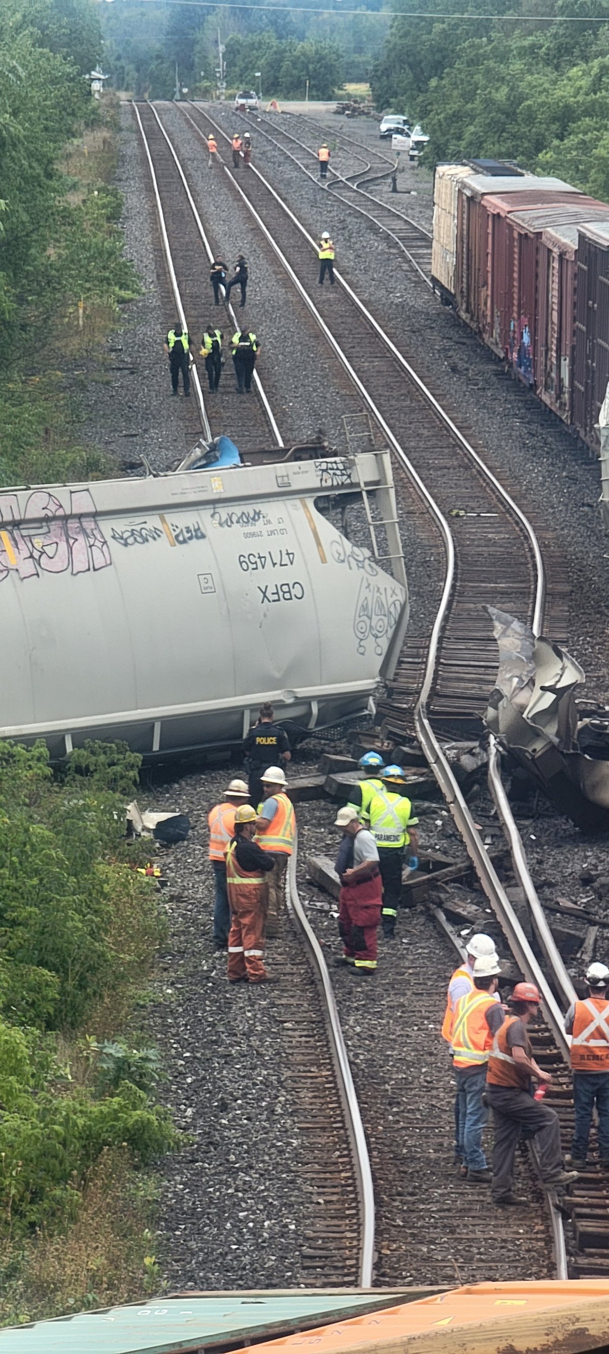 Dramatic freight train derailment causes delays along Toronto-Montreal ...