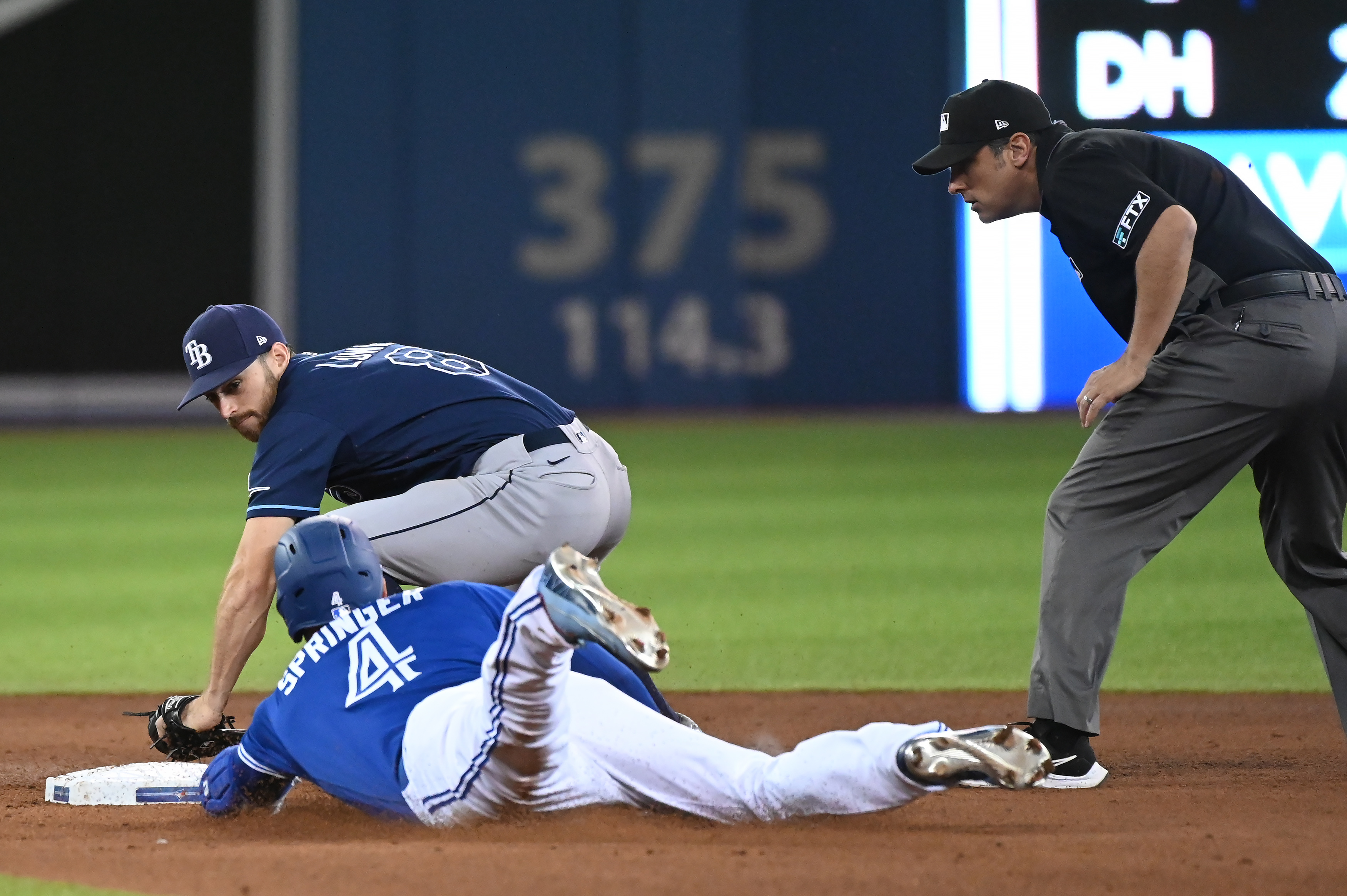 Rays beat Toronto Blue Jays in 2-0 victory, ending four game winning ...