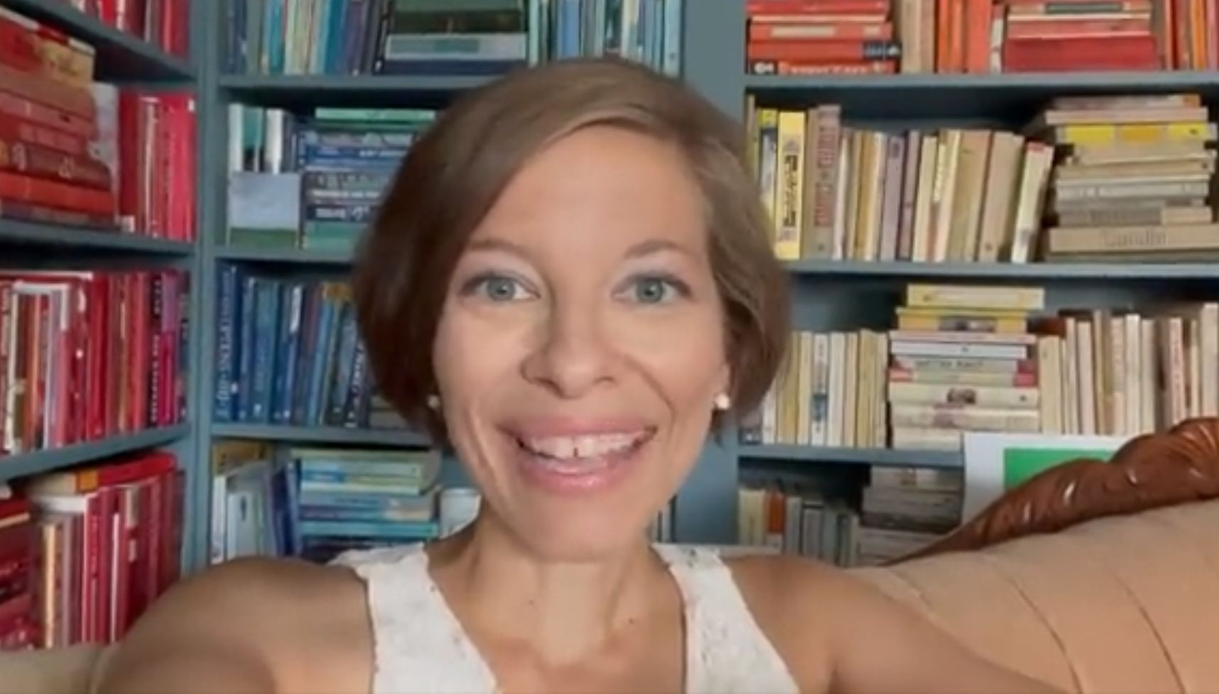 Julie Rohrer's Instagram, Twitter & Facebook on IDCrawl