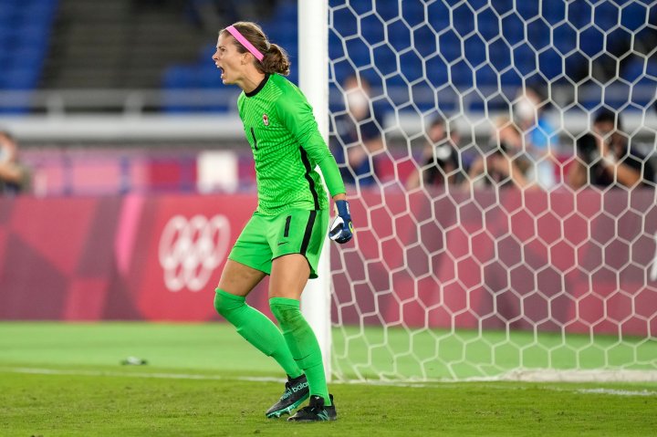 Canada goalkeeper Stephanie Labbe surprises by announcing retirement ...
