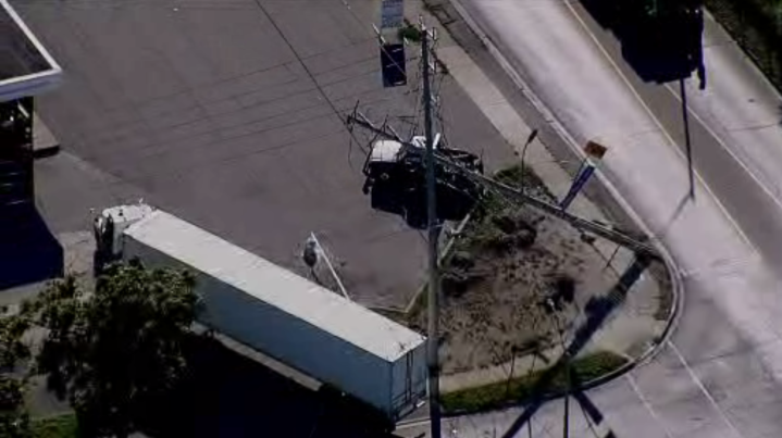 Section of QEW fully reopens after being closed due to concerns over ...