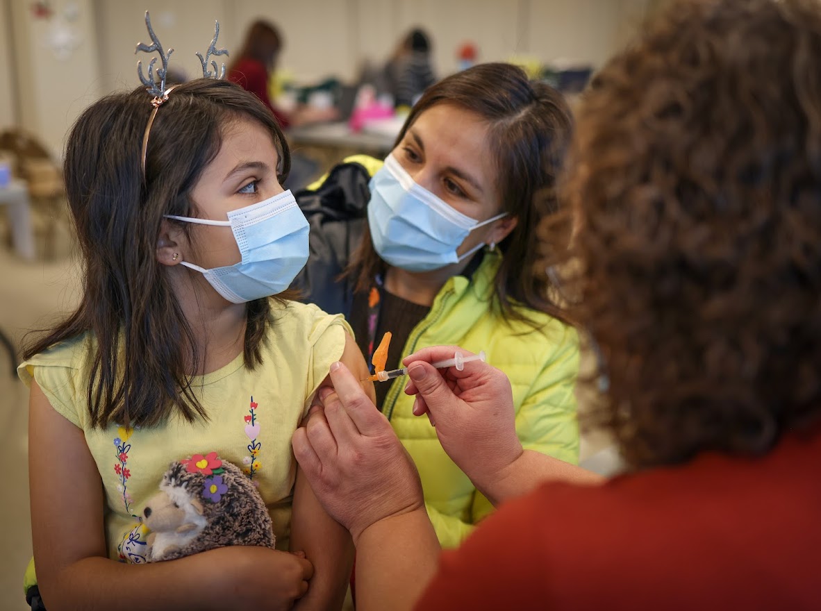 Alberta kids to get access to more COVID vaccine options | Globalnews.ca