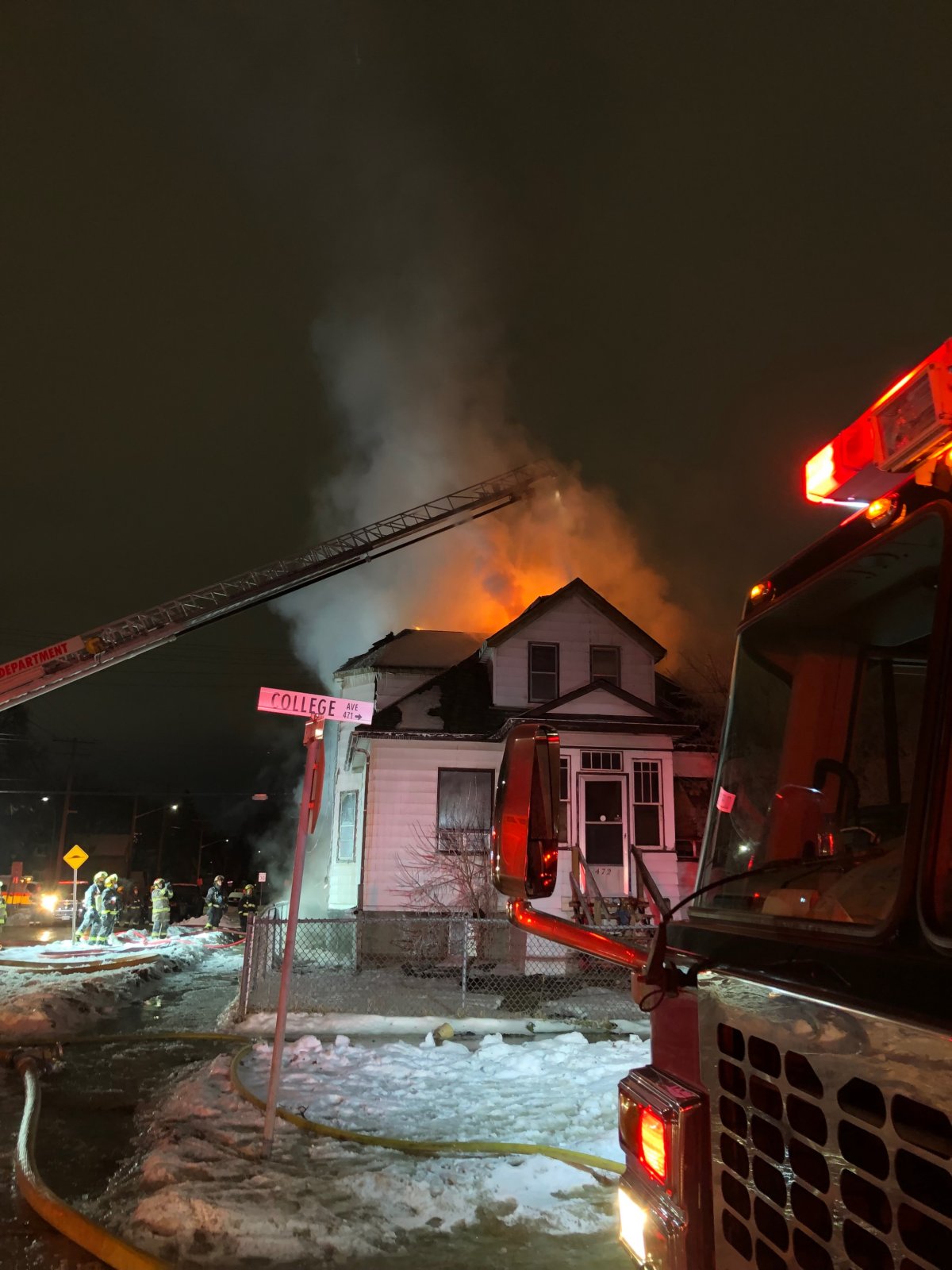 Winnipeg fire crews battle house fire on College - Winnipeg | Globalnews.ca