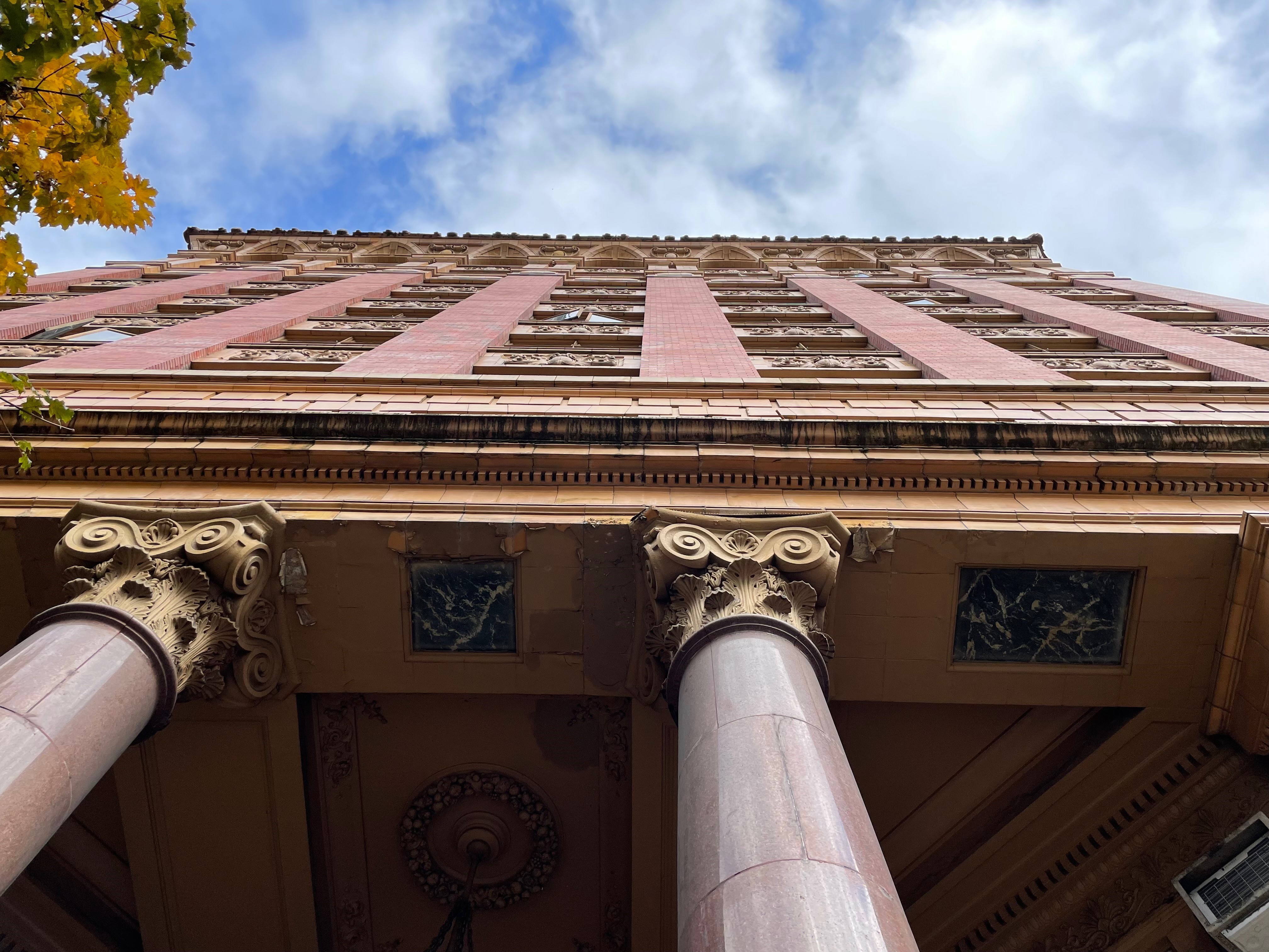 Look Up, Look Way Up - GlobalNews Events