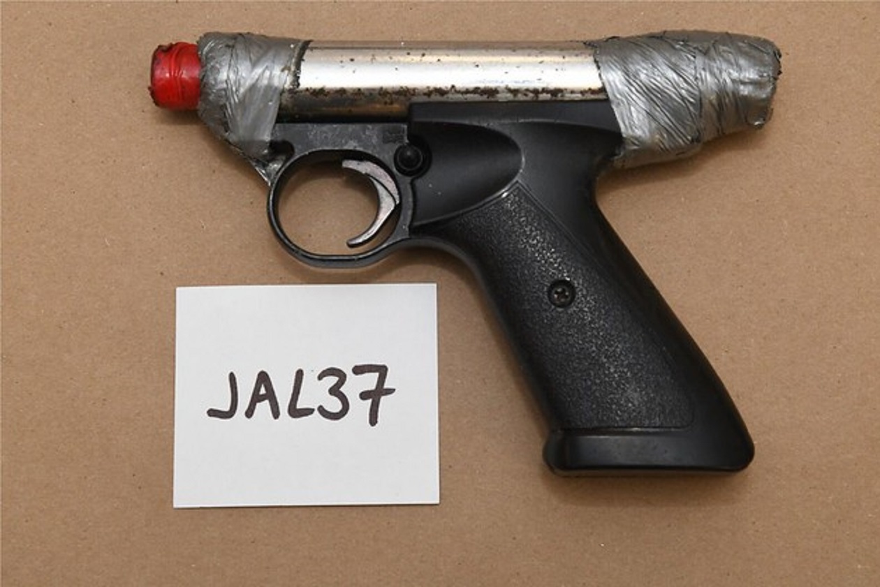 Modified imitation firearm found at scene of fatal Edmonton police ...