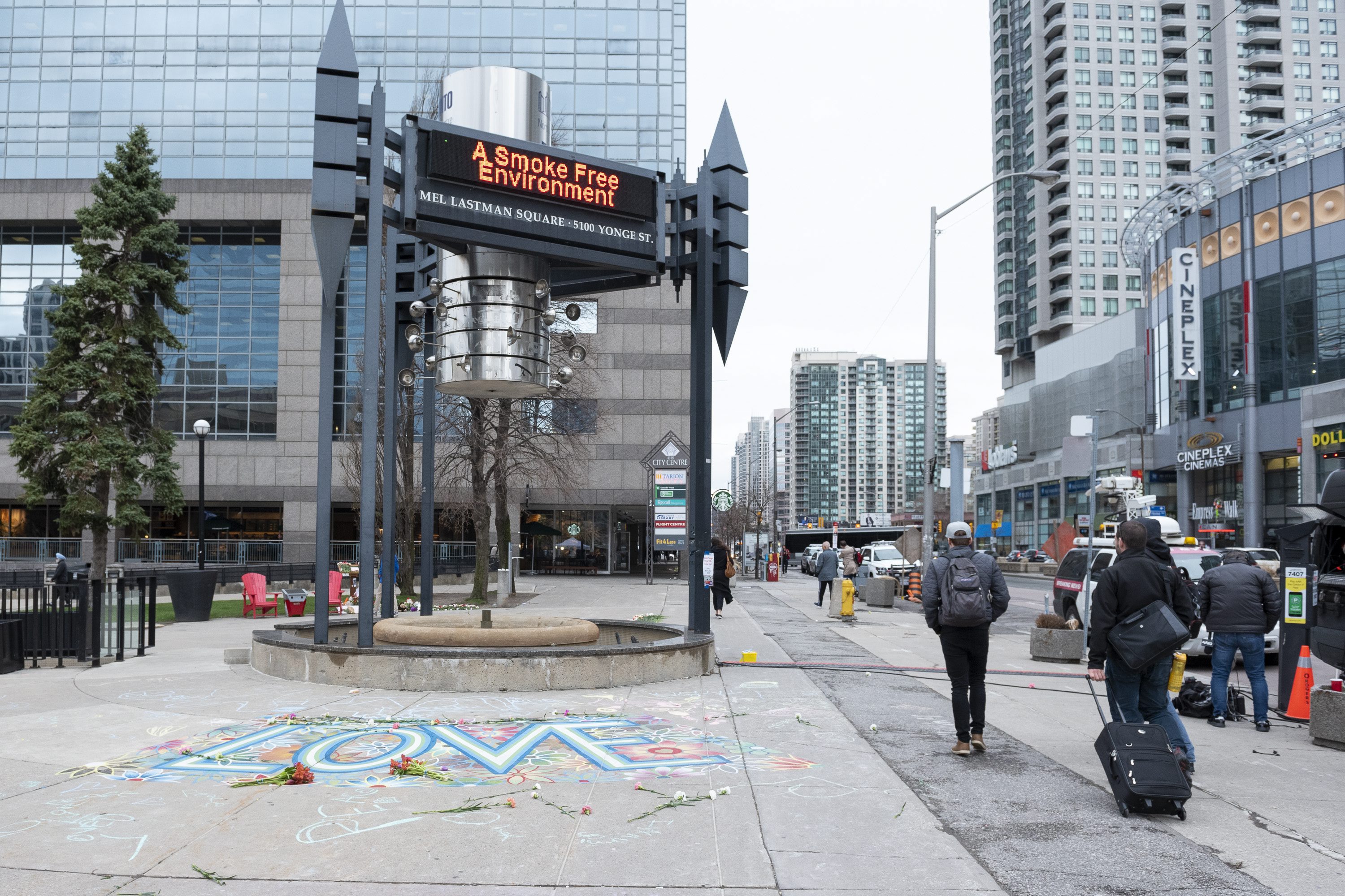 4 years on Toronto mourns victims of deadly Yonge Street van attack ...