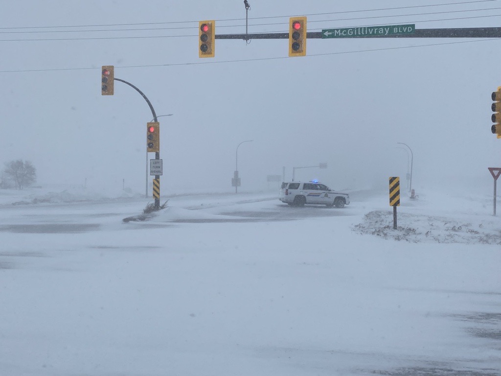 Major storm underway in Manitoba, expected to stick around until Friday ...