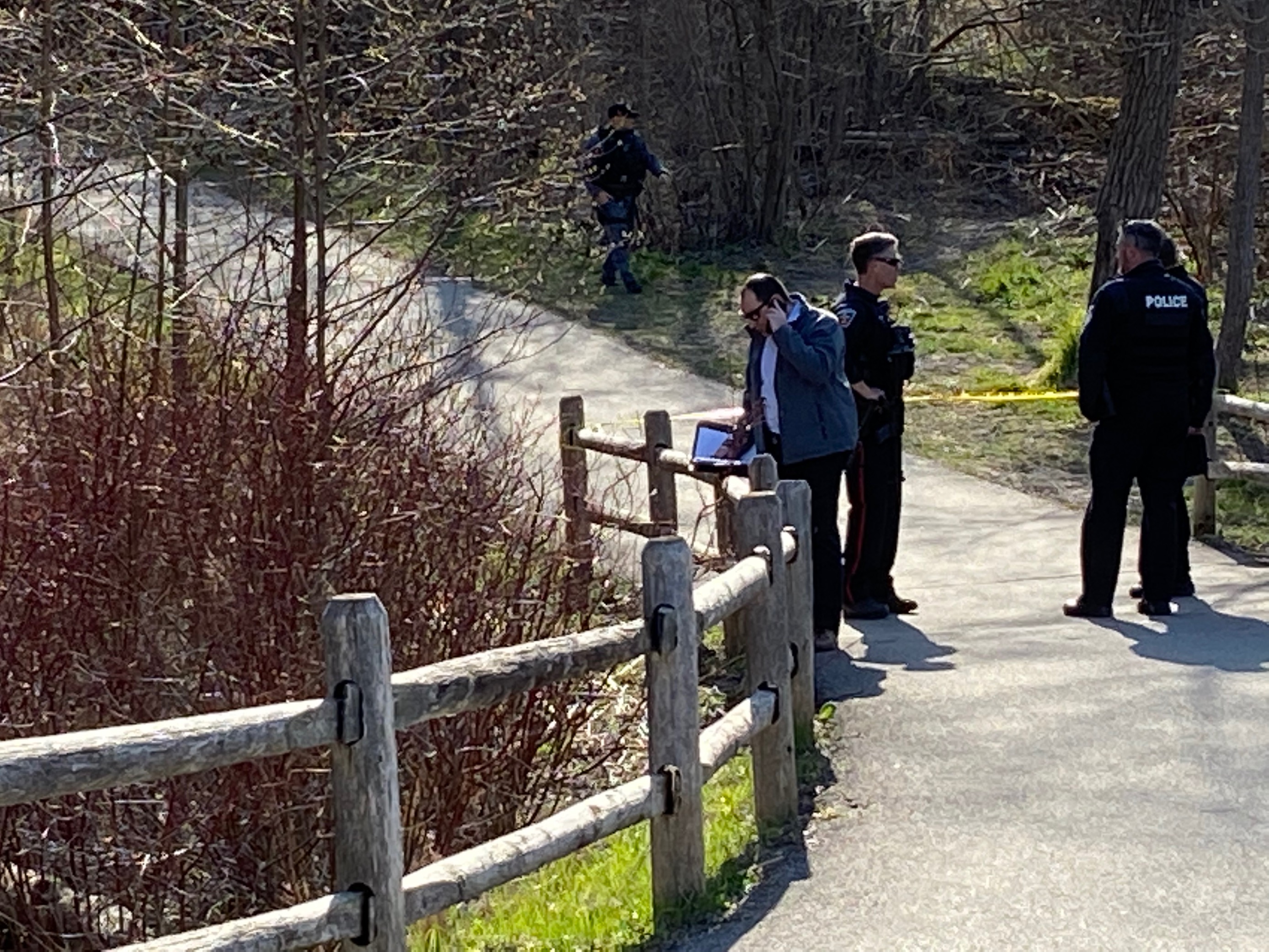 Teen taken to hospital after shooting in Pickering, Ont.: police ...