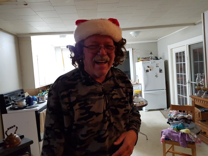 Alberta man grieves after trying to save family from deadly house fire ...