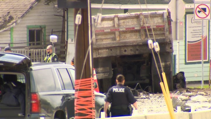 ‘Significant collision’ shuts down highway in Cochrane - Calgary ...