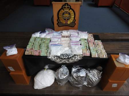 4 charged in $1.3M south Edmonton drug bust - Edmonton | Globalnews.ca