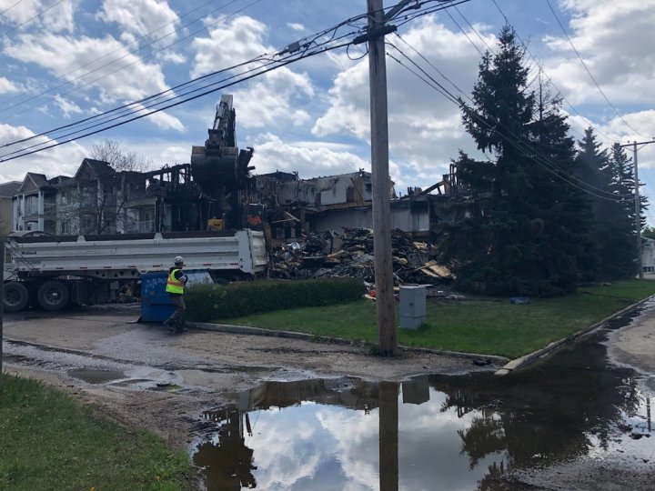 Residents rescued from Saskatoon condo building destroyed by massive ...