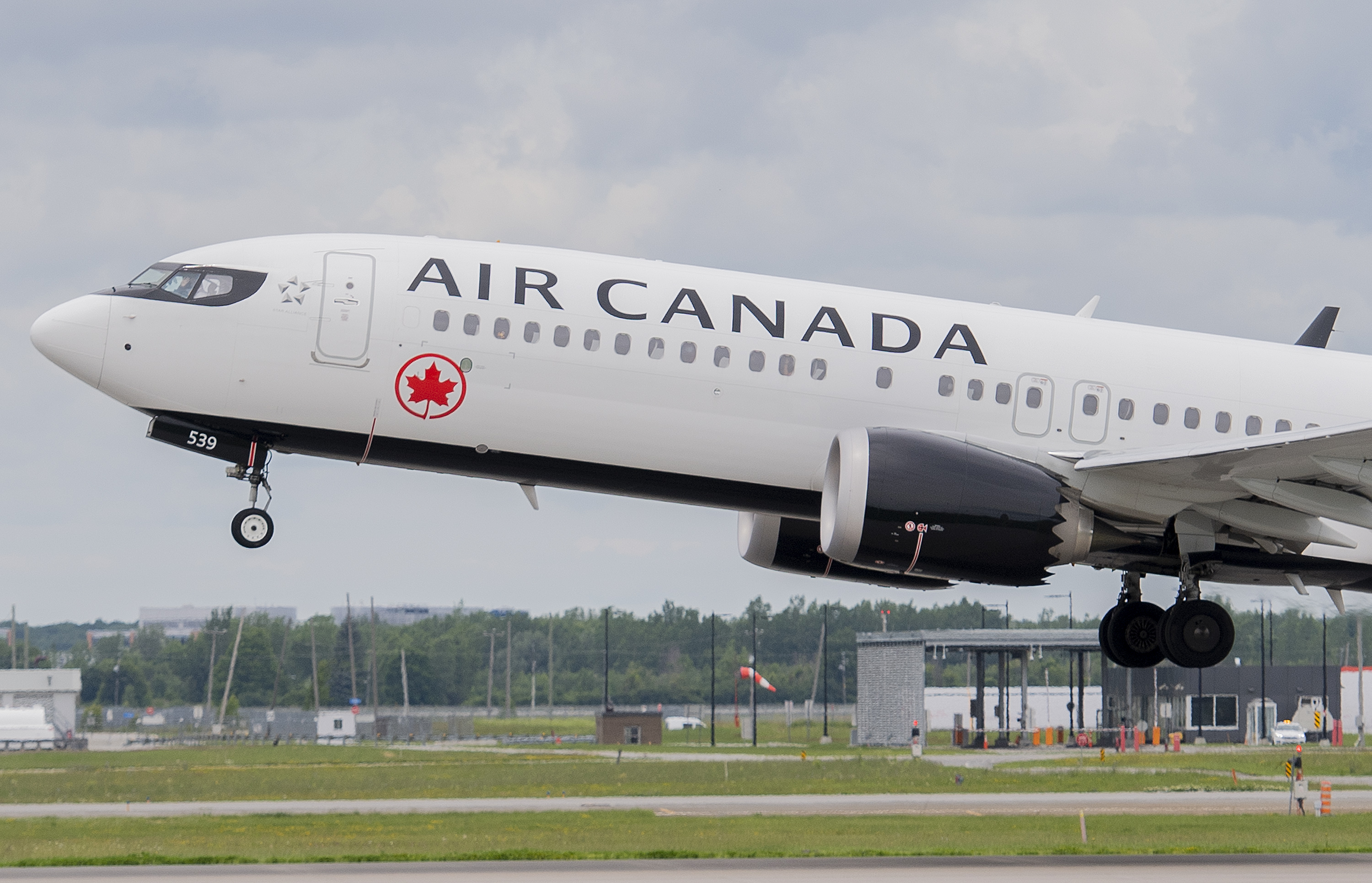 Air Canada eyeing more U.S. flights with expanded United Airlines ...
