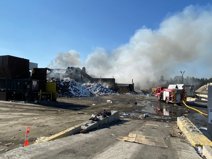 Materials, heat make west Edmonton industrial fire difficult - Edmonton ...