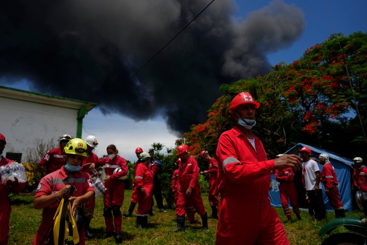 Fire at Cuban oil tank farm leaves 17 missing, dozens more injured ...