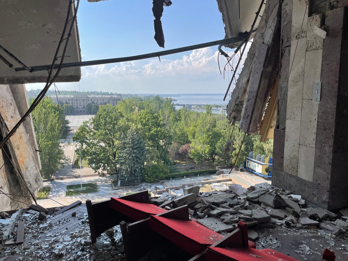 Fetid water, shelling and paranoia: Mykolaiv pushes back Russian threat ...