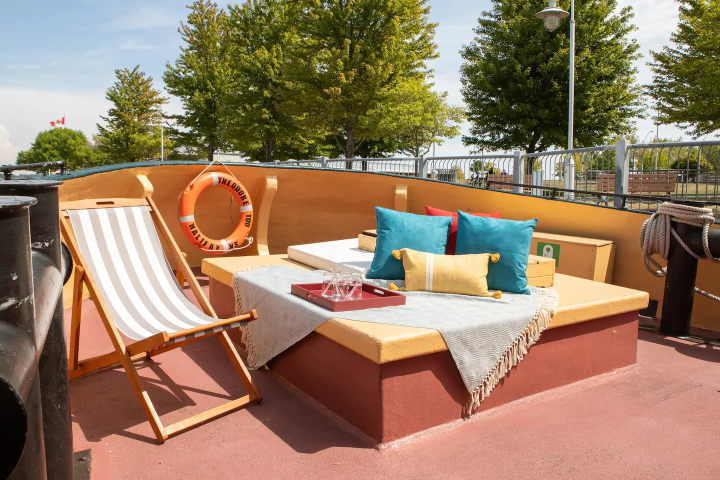 Airbnb offers up stays on Theodore Too, the iconic anthropomorphic ...