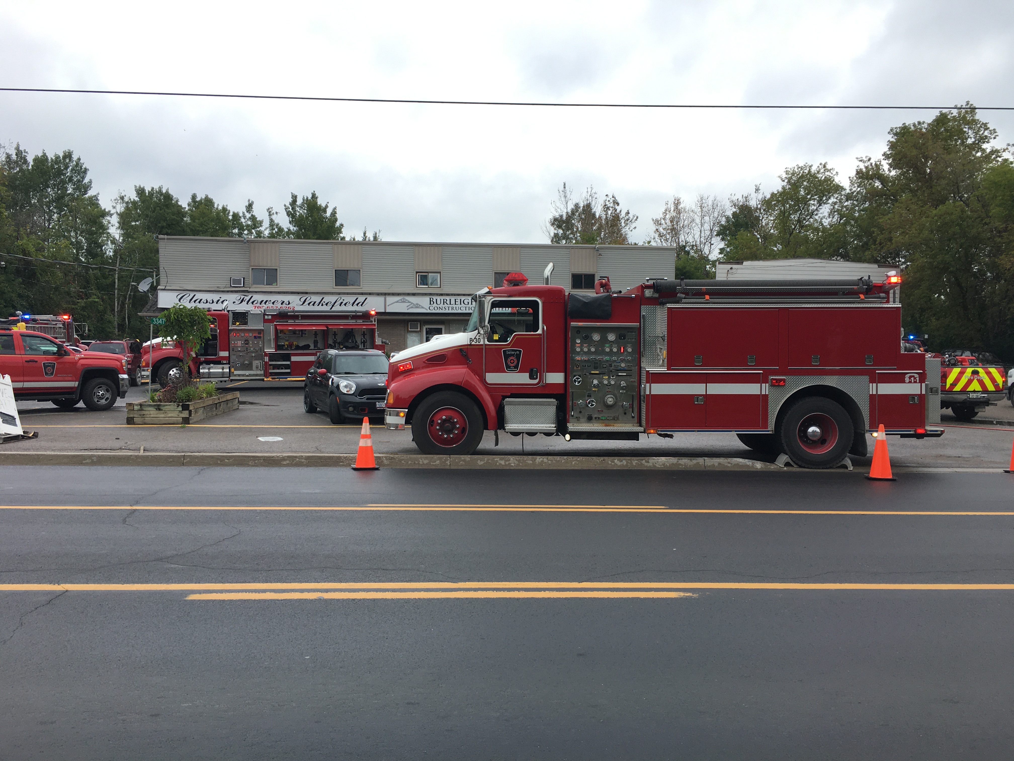 Storage building fire breaks out behind plaza in Lakefield ...