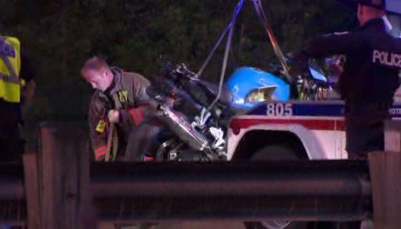 Motorcycle rider injured after crashing into DVP guardrail: police ...