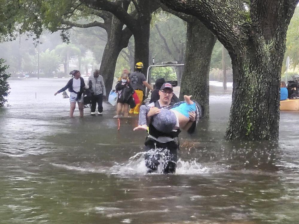 IN PHOTOS: Scenes of destruction following hurricane Ian’s landfall in ...