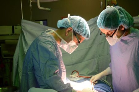 Endometriosis: Why Canadian women are flocking to a clinic in Bucharest ...