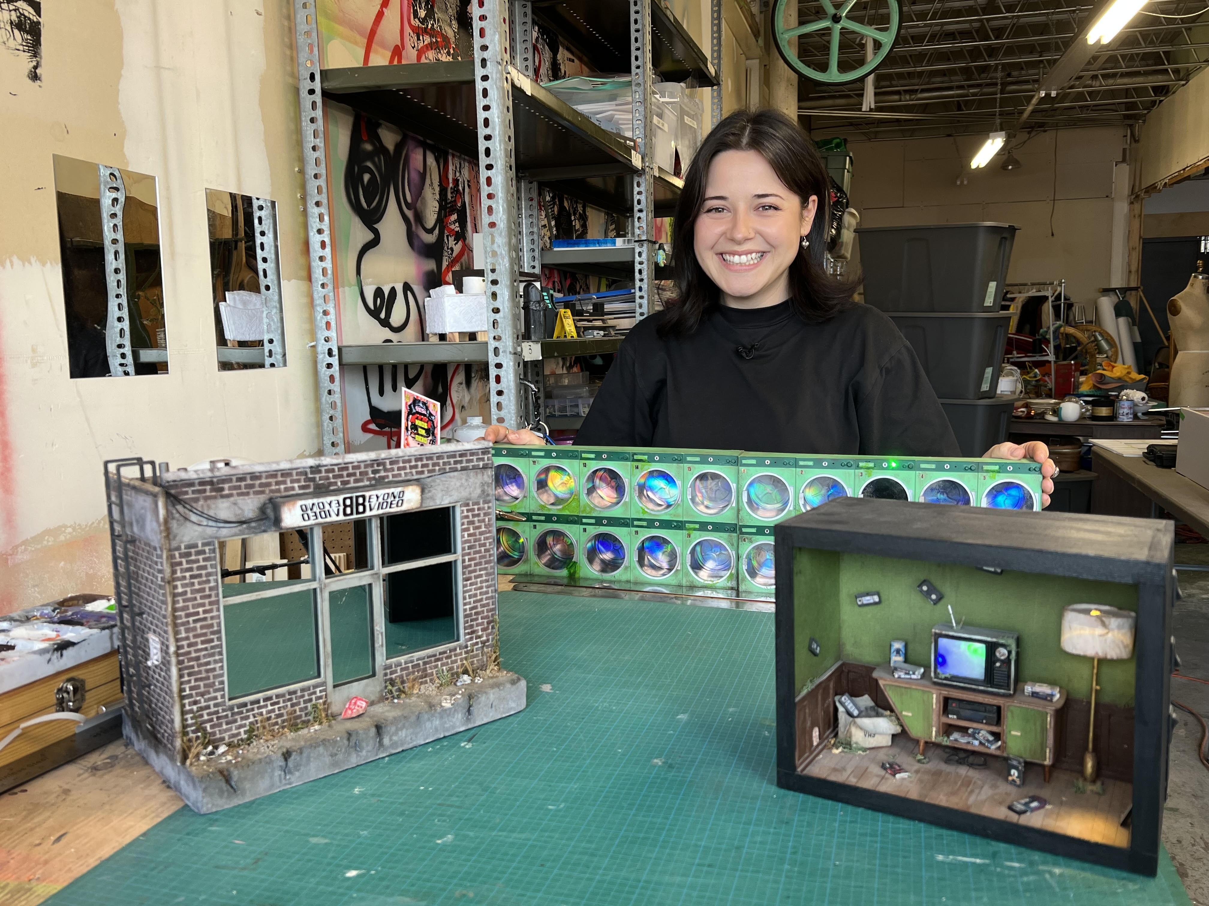 Montreal artist going big with her miniature creations | Globalnews.ca